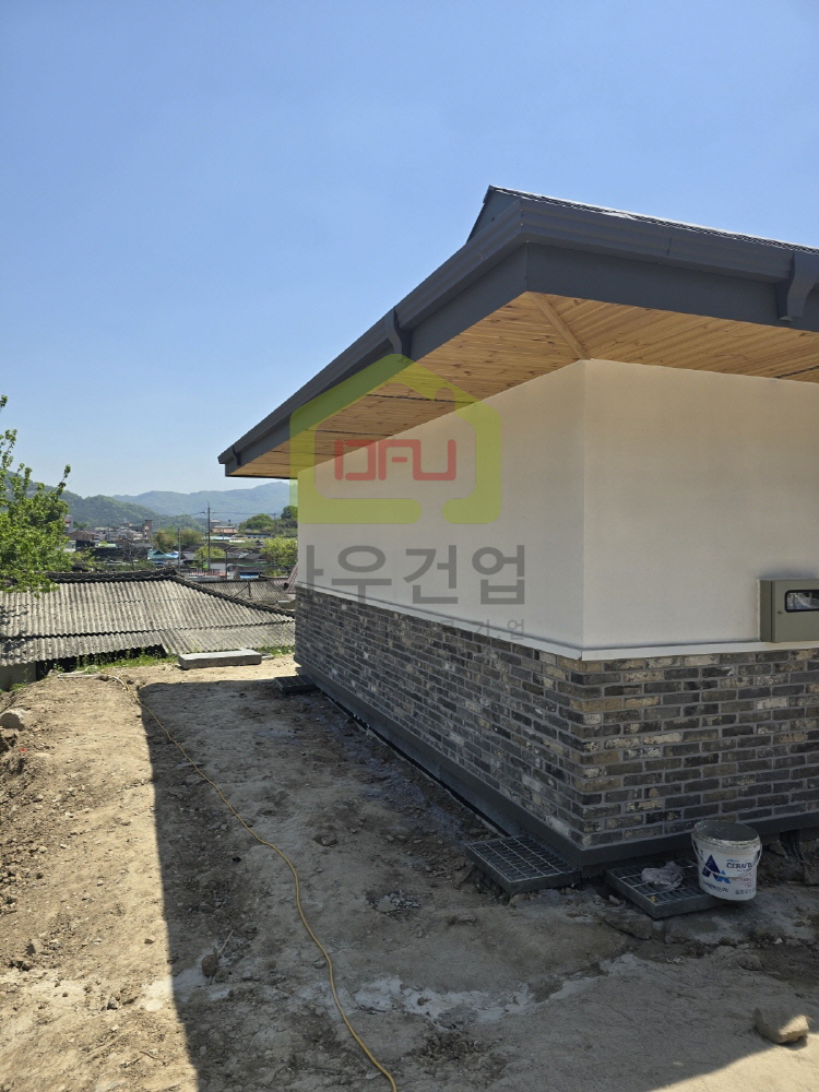 타일 & 파벽돌 & 현무암 데크 시공 완료!! - 현장갤러리 - 목조주택전문 다우건업